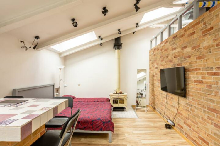 Лофт с Белым Камином Apartments - 모스크바
