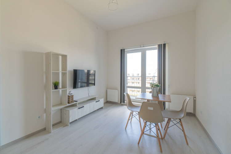 Dvukhkomnatnaya Kvartira Na Mansardnom Etazhe Apartments - Saint-Pétersbourg