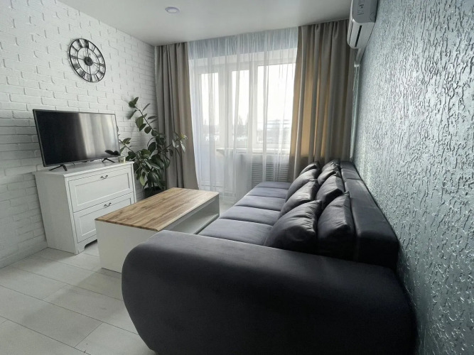 1-komnatnaya Vozle Yuzhnogo Vokzala Flat - Kaliningrad