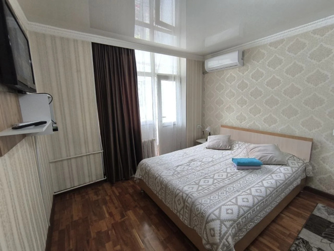 Uyutnaya Kvartira Dlya 2kh Person Akhunbaeva - Mira Apartment - Bishkek