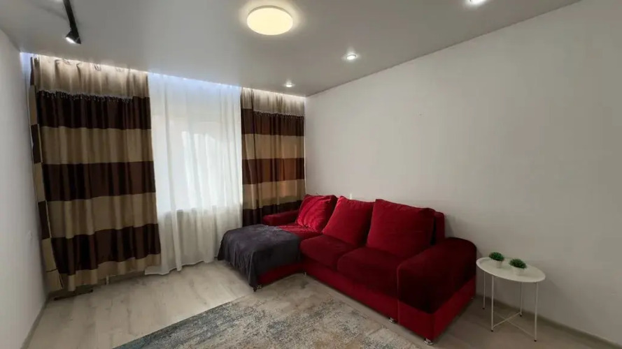 2-komnatnaya Kvartira Na Bashne Flat - Кызыл