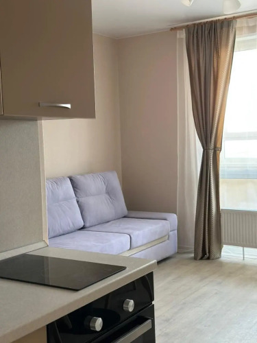 V Novom Rayone Goroda Izumrudniy Flat - Владивосток
