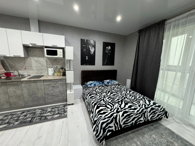 Na Ulitse Zhoresa Alfyorova 12 Flat - Minsk