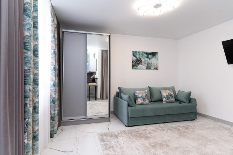Studiya 30 Kv.m. S Dvuspal'nym Divanom I Panoramnoj Zonoj, 15 Etazh Apartments - Sochi