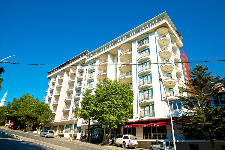 Lion City Hotel - Büyükçekmece