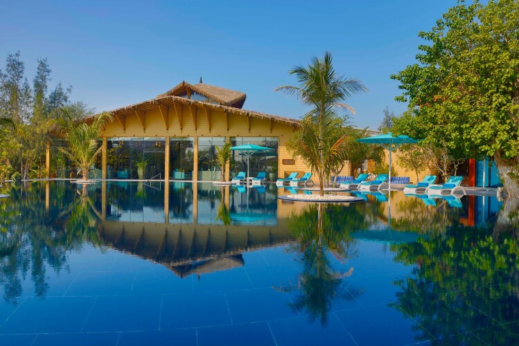 Anantara World Islands Dubai Resort - Dubai