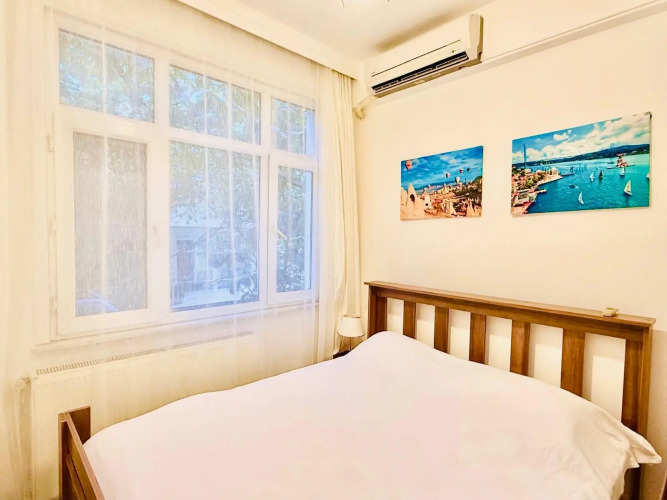 Taksim Cihangir 2+1 Apartments - Maltepe