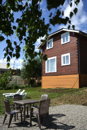 Izumrudny Private House - Иркутск