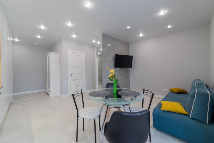 3 Komnatnye U Metro Vostok Apartments - Minsk