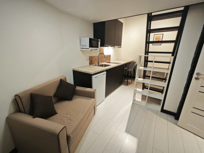 Dvukhurovnevaya Studiya V Istoricheskoy Chasti Goroda Apartments - Saint-Pétersbourg