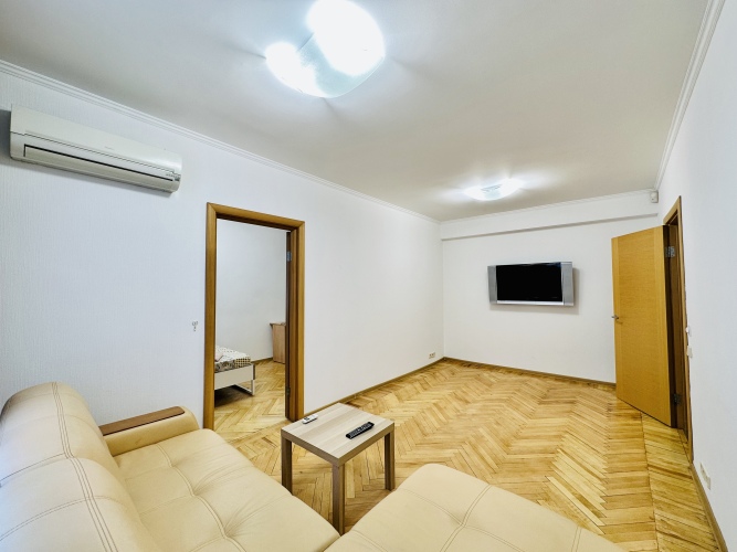 Hotelroom24 Bolshoy Kondratyevskiy Flat - Moscow