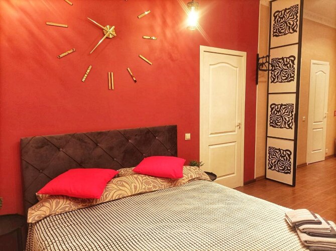V Tsentre Sankt Peterburga U Sennoy Ploshadi Apartments - Saint Petersburg
