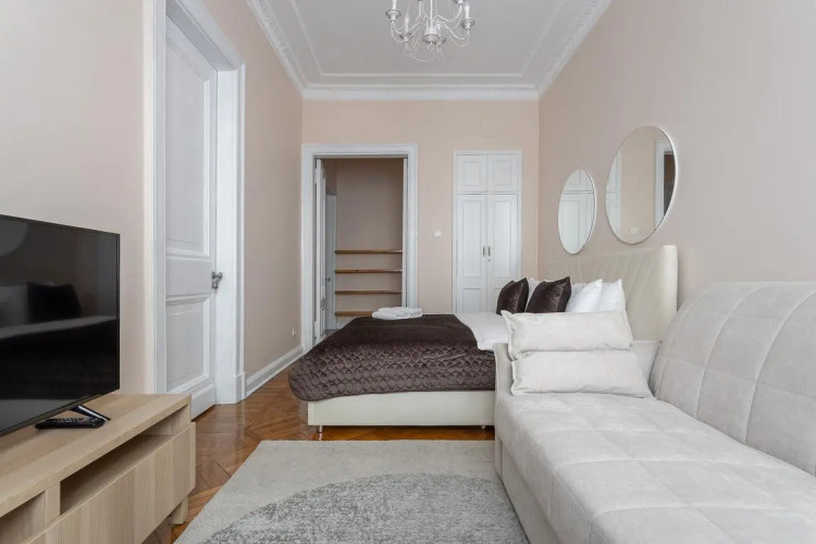 Apartments Uluchshennye S Balkonom I Gostinoy - Moscú