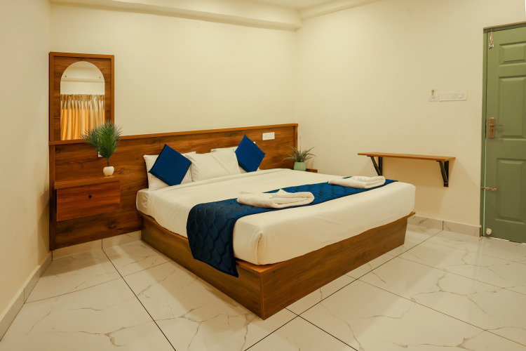 Moonic Dayshotel Hotel - Kochi