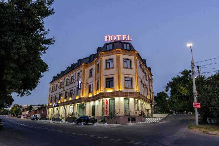 Royal Sebzor Expo Hotel - 塔什幹