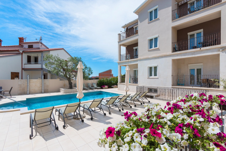 Nina Apart-hotel - Pula