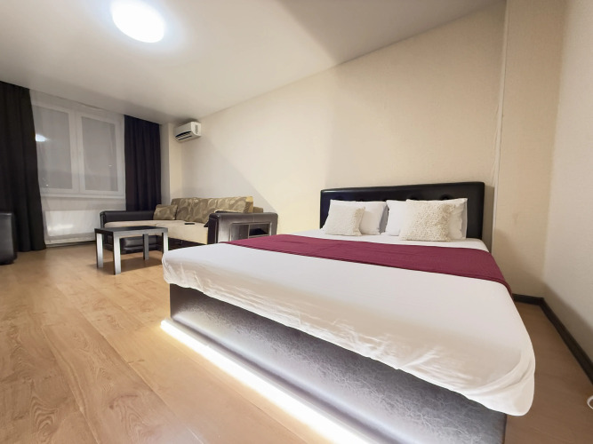Tut Khorosho Na Schorsa 103 144 Flat - Nga