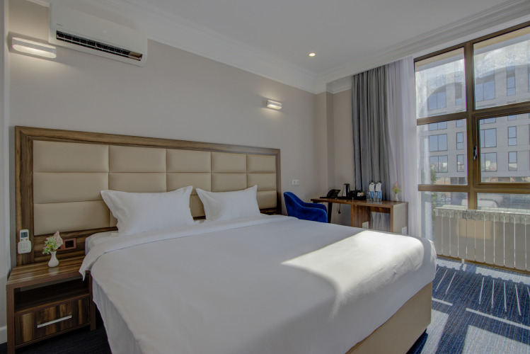 Resident Hotel - Bishkek