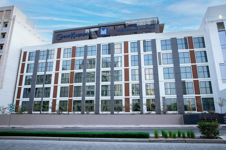 Grand Kingsgate Waterfront By Millennium Hotel - Sharjah