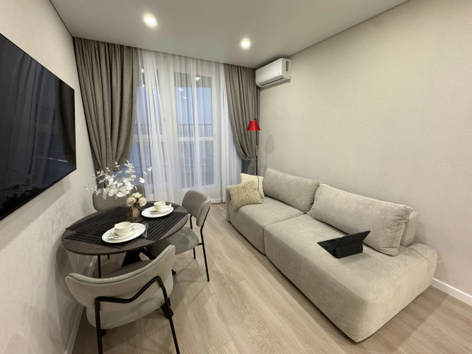 S Vidom Na Gorod I Prekrasnoy Terrasoy Flat - Minsk