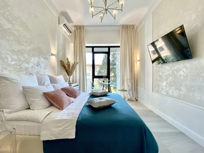 Apartments S Basseynom V Tsentre Sochi - Sochi