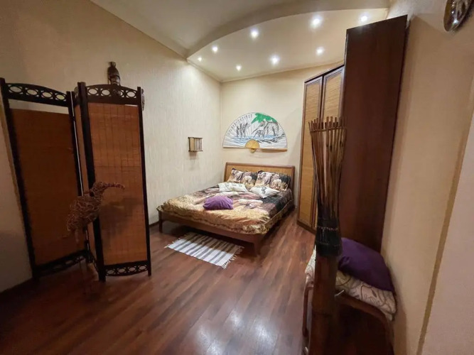 Neobychnaya U M Sukharevskaya Flat - Moscú