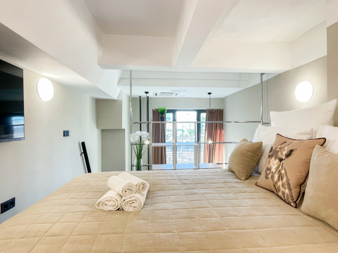 Sovremennyye Uyutnyye Dvukhurovnevyye 226 Apartments - Moszkva