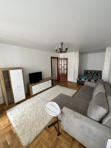 1-kom, Ul. Maksima Tanka 4, St.m Frunzenskaya Flat - 