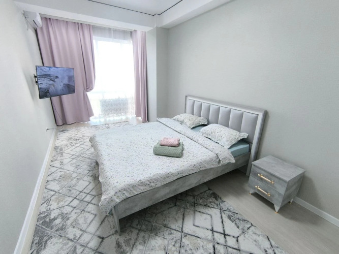 V Novom Dome Nedaleko Ot Tsentra Bishkeka Flat - Bishkek