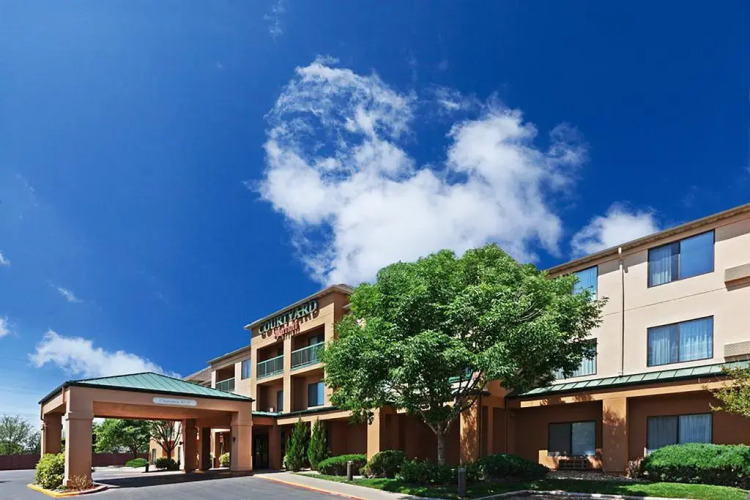 Courtyard By Marriott Lubbock - Lubbock, TX