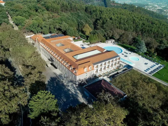 Hotel The Lince Braga - Guimarães