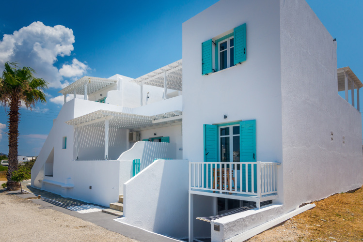 Michalis Studios - Milos