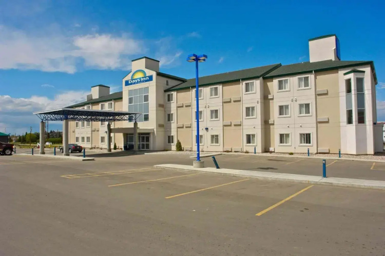Days Inn By Wyndham Stony Plain - Stony Plain