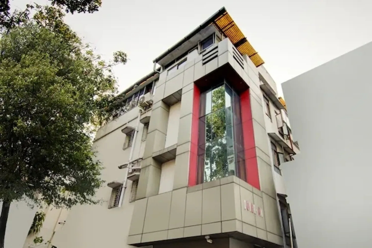 Dover Inn By Bookmerihotel.com - Kolkata