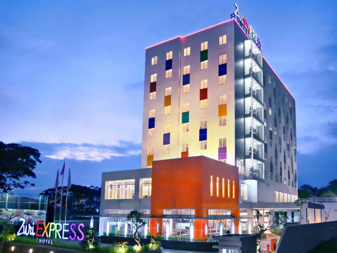 Zuri Express Lippo Cikarang - Bekasi