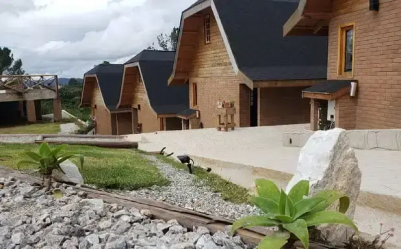Pousada Grom's Village - Campos do Jordão