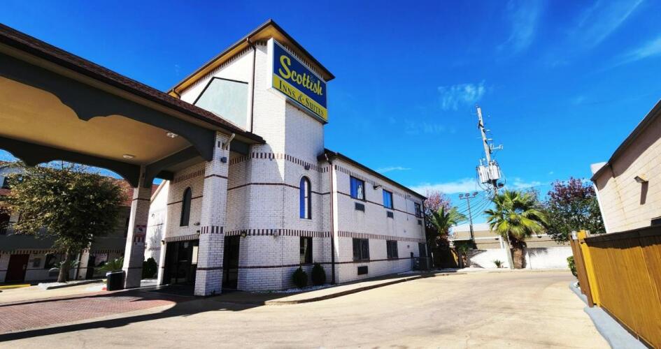 Scottish Inns & Suites Sam Houston Pkwy - Missouri City, TX