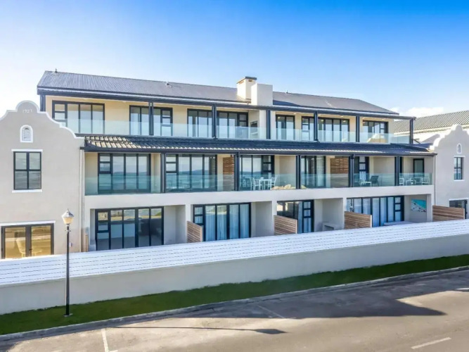 Esplanade Hermanus - 허머너스