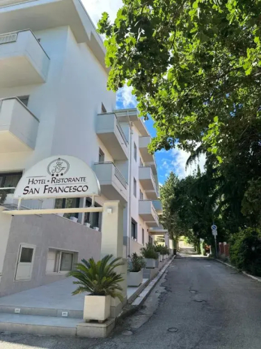 Hotel San Francesco - San Giovanni Rotondo