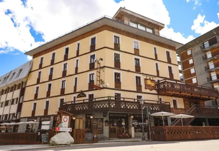Art Hotel Grivola - Aosta Valley